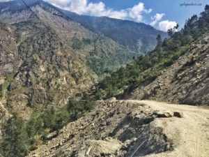 NH 22: One of the deadliest roads in the world - Quirky Wanderer