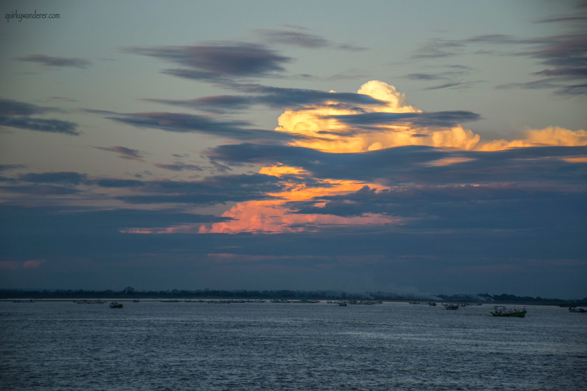Bagan : Of sunrises and sunsets - Quirky Wanderer